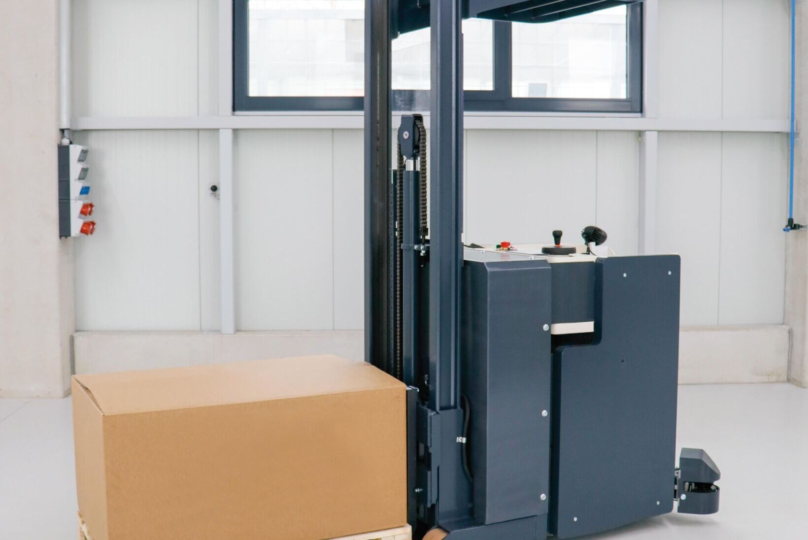 FC Lifter: the classic forklift AGV